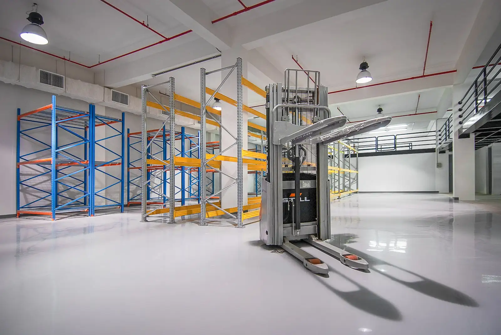 Al-Essa Medical Warehouse Renovation - DesignBuild Contracting